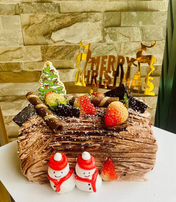 Cuộn chocolate Kem chocolate đặc biệt - HMcake